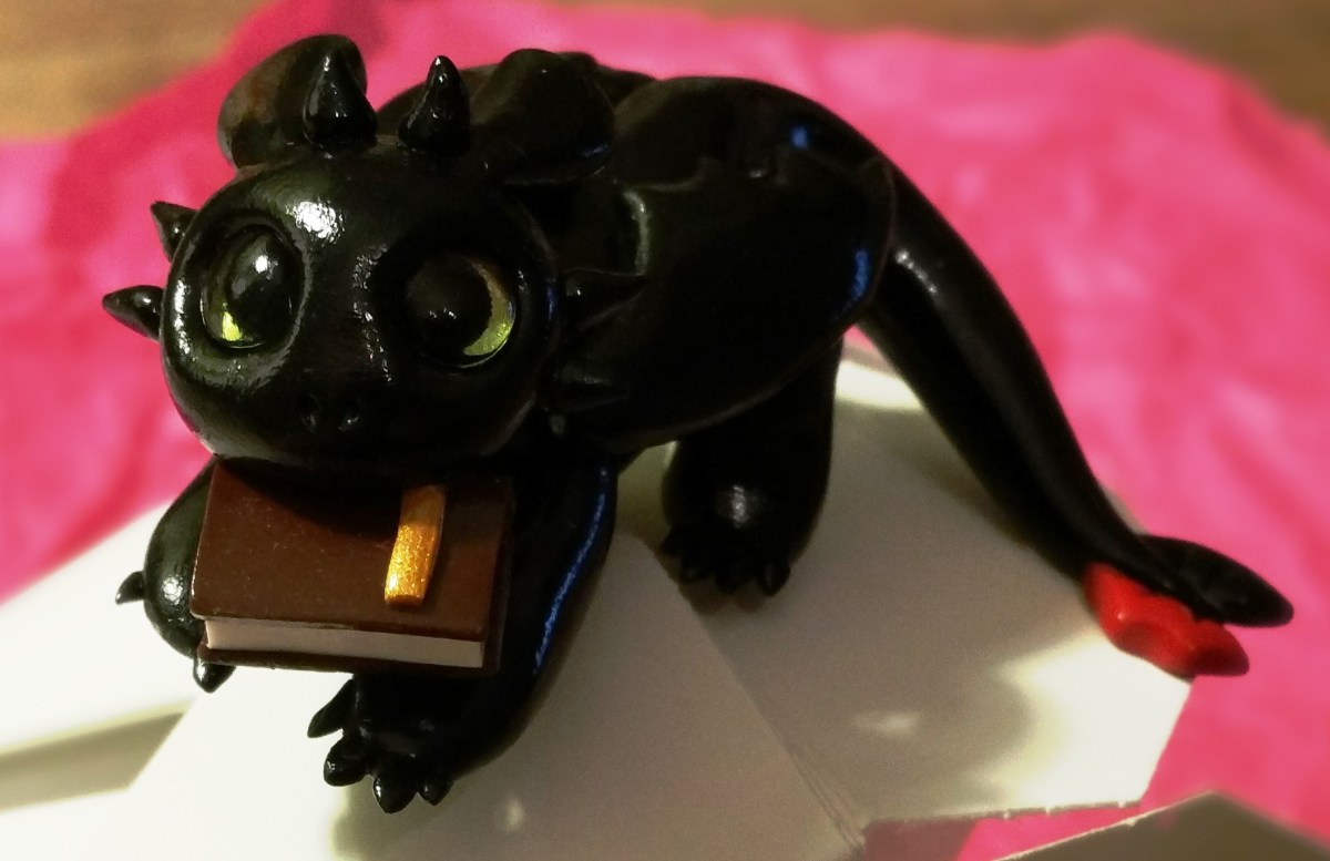 My little Toothless reminder… | Writing Dragons